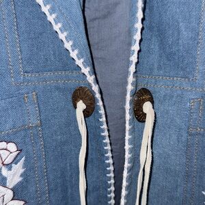 Chasing Unicorns | Jackets & Coats | Nwot Chasing Unicorns Denim Blazer ...